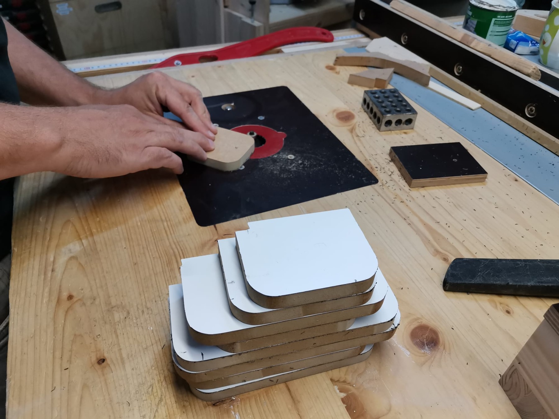 Tonie Unicorn Shelf [splitbrain.org]